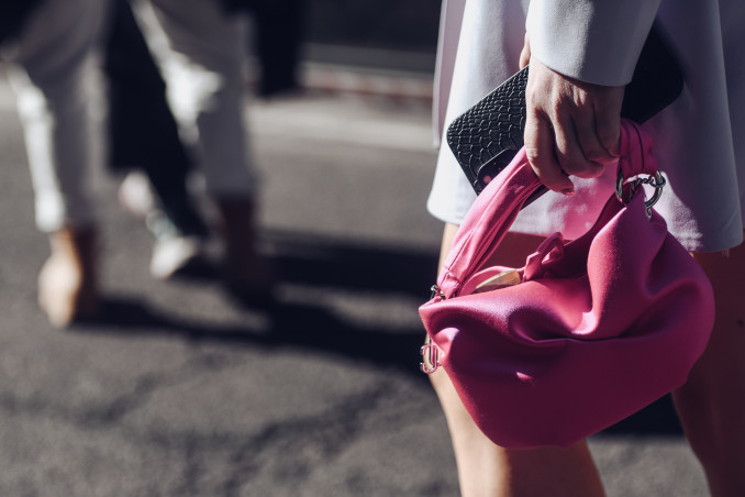 Rankinė, kurią 2024 m. turėtų įsigyti kiekviena stilinga moteris ...